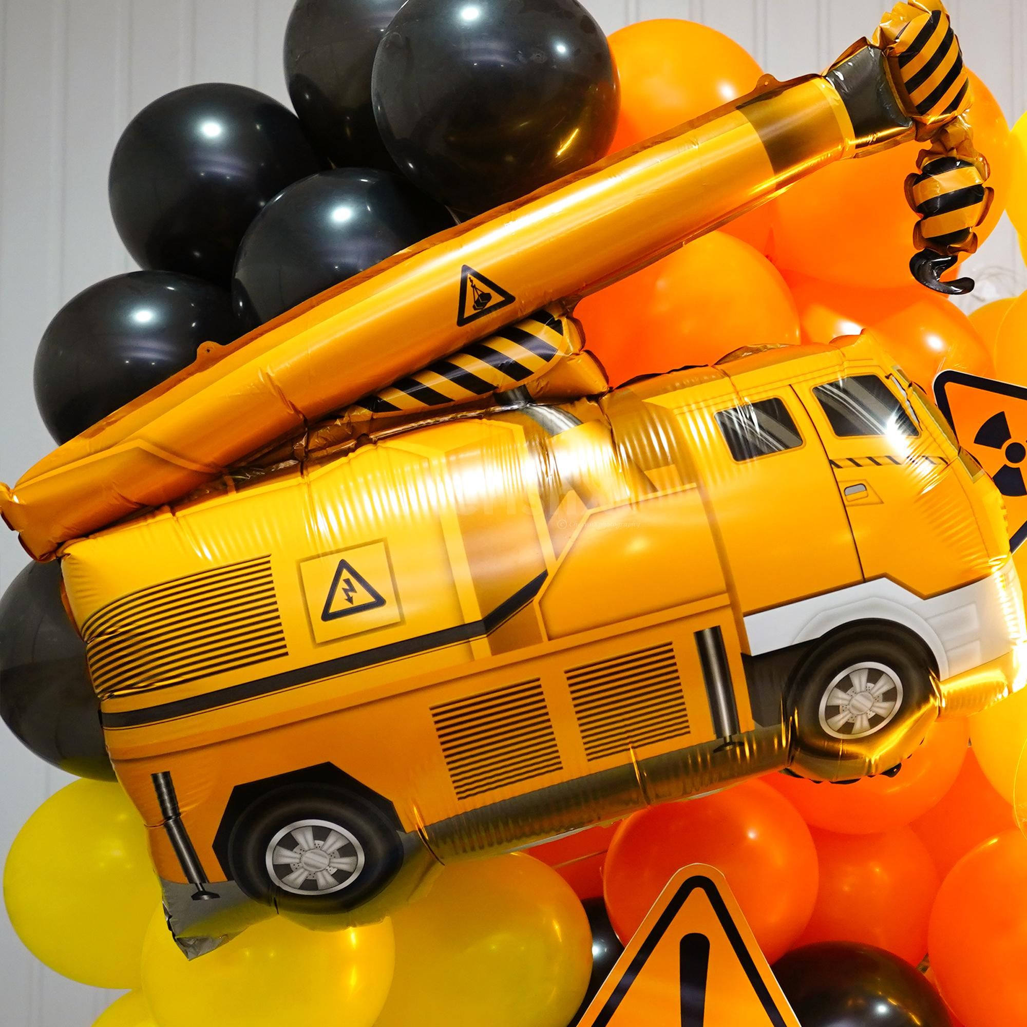Surprise your kid with this unique wall pop construction-themed décor ...