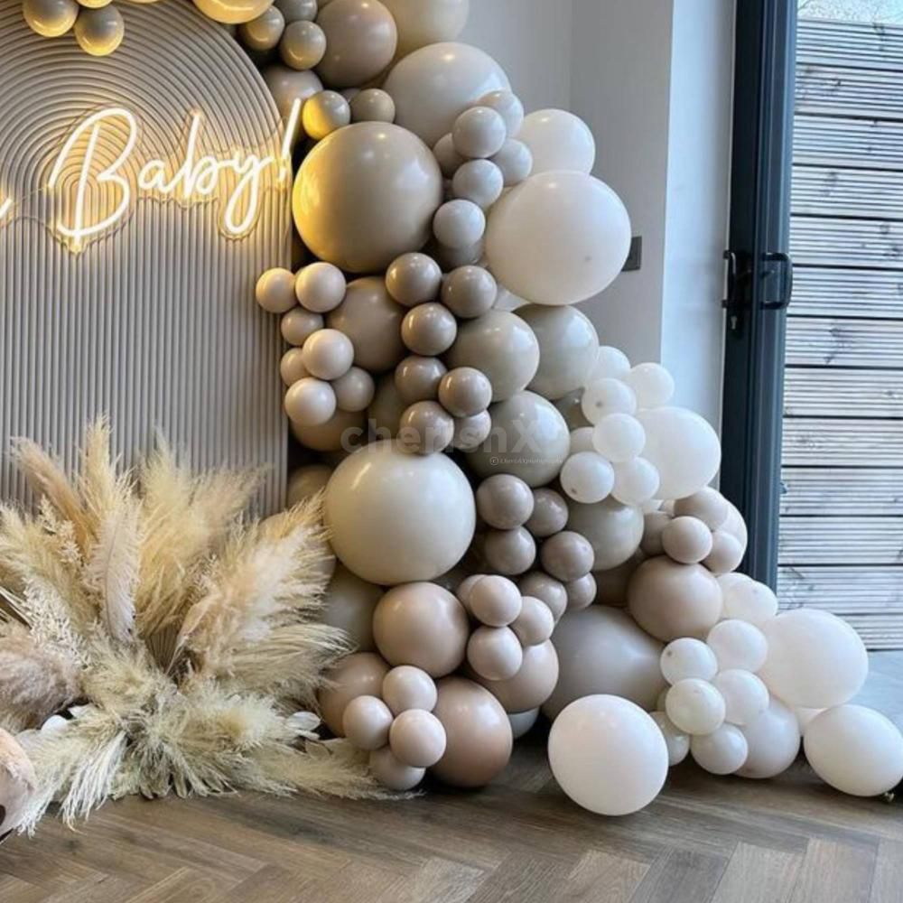 Plan a memorable baby shower with our cuddly cocoa bear theme ...